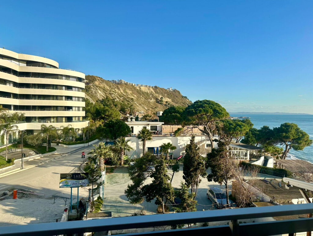 Currila Apartment seaview - DMA Group Durres